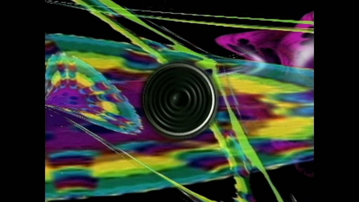 Crunchyroll: Watch Popular Anime, Play Games & Shop Online