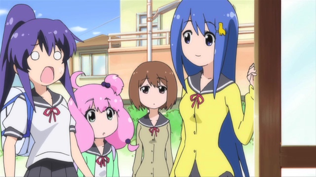 Teekyu Contenta en el agua con la senpai - Ver en Crunchyroll